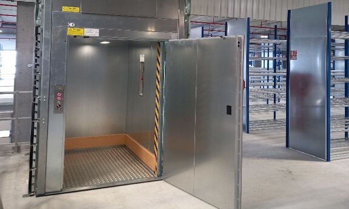 Monte-charge accompagné – MYD'L